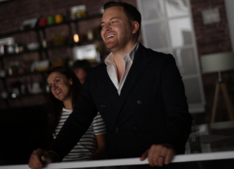 Ledion Liço ironizon largimet nga Top Channel: Shkojnë nga shkojnë ...